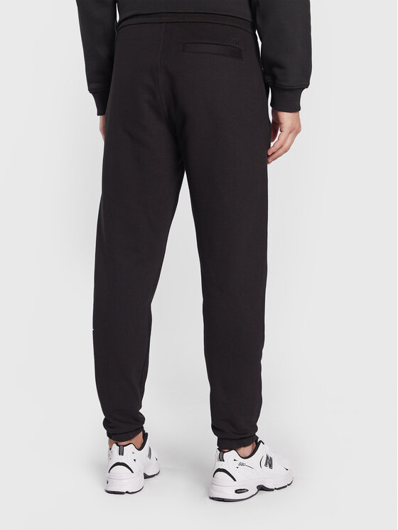Calvin Klein Jeans Jogginghose J30j322052 Schwarz Regular Fit Modivo De